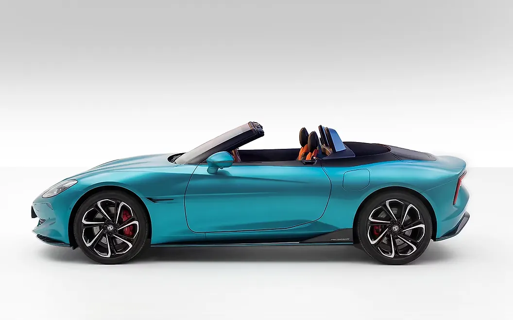 Cyan Cyberster | CarTrade