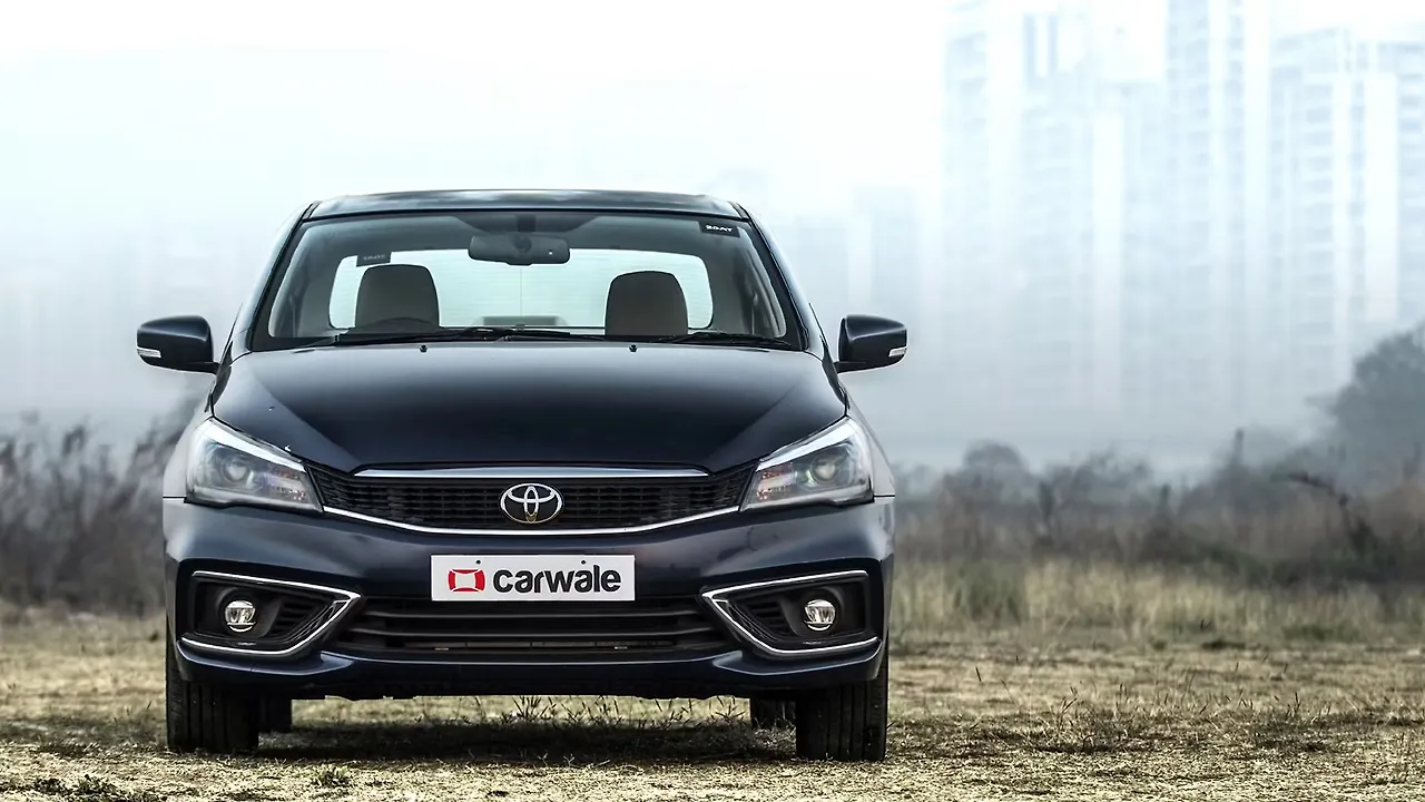 Toyota Belta Top Model Price, Specs, Images, Colours