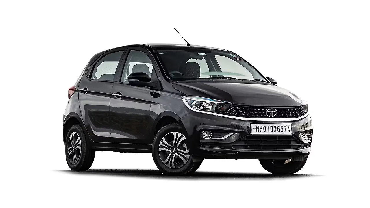 Tata Tiago Xm Cng 2022 On Road Price Specs Review Images Colours Cartrade