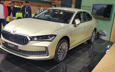 Compare Mini Cooper S Convertible vs Skoda New Superb vs Skoda Octavia ...