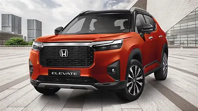 Honda Elevate VX CVT (Elevate Top Model) On Road Price, Specs, Review ...