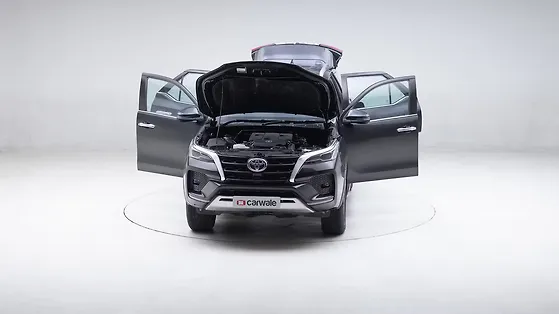 Toyota Fortuner Open 360 View - CarTrade