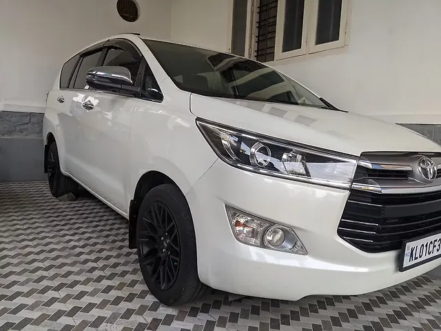 Used Toyota Innova Crysta Cars in Kochi, Second Hand Toyota Innova ...