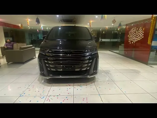 Second Hand 2024 Toyota Vellfire VIP – Executive Lounge for sale at Rs ...