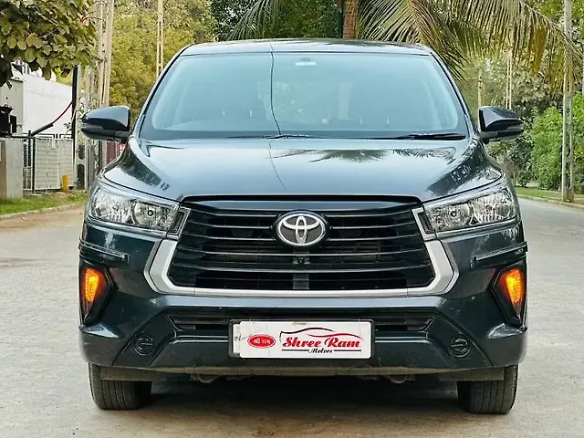 Second Hand 2022 Toyota Innova Crysta G Plus 2.4 7 STR for sale at Rs ...