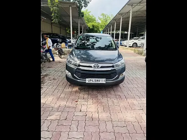 Used Toyota Innova Crysta Cars in Varanasi, Second Hand Toyota Innova ...