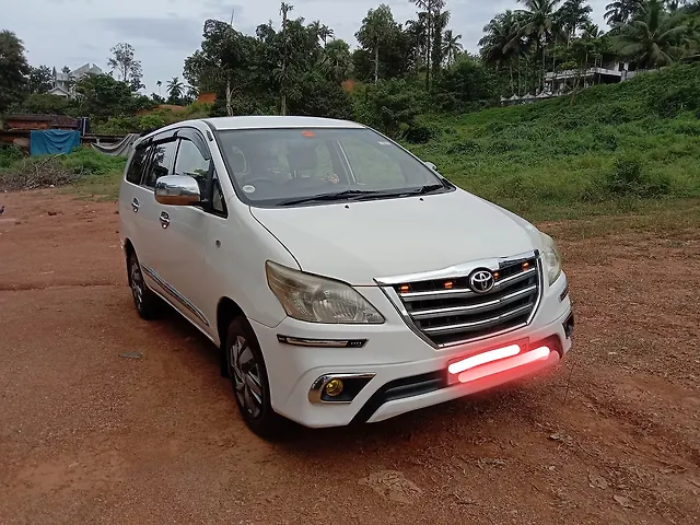Second Hand 2015 Toyota Innova 2.5 G BS IV 8 STR for sale at Rs. 8 ...