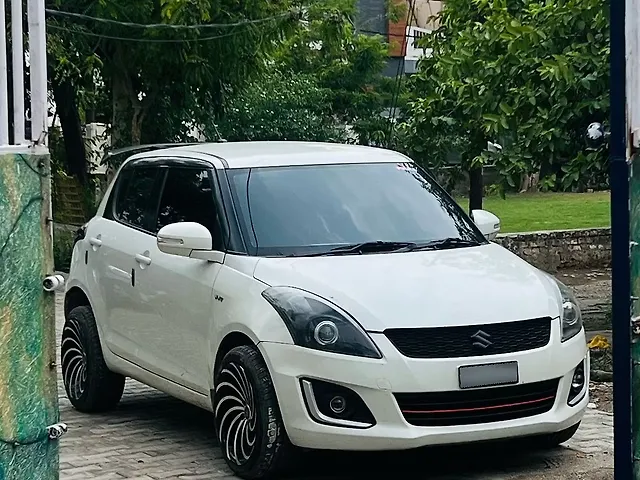 Second Hand 2015 Maruti Suzuki Swift VXi for sale at Rs. 4,00,000 in ...