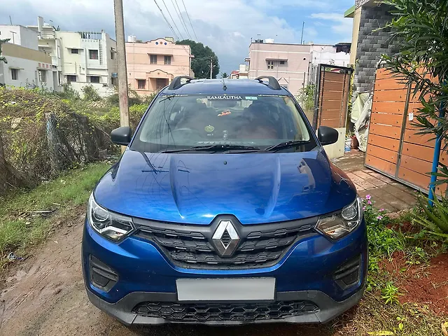 Second Hand 2022 Renault Triber RXL for sale at Rs. 6,40,000 in Madurai.