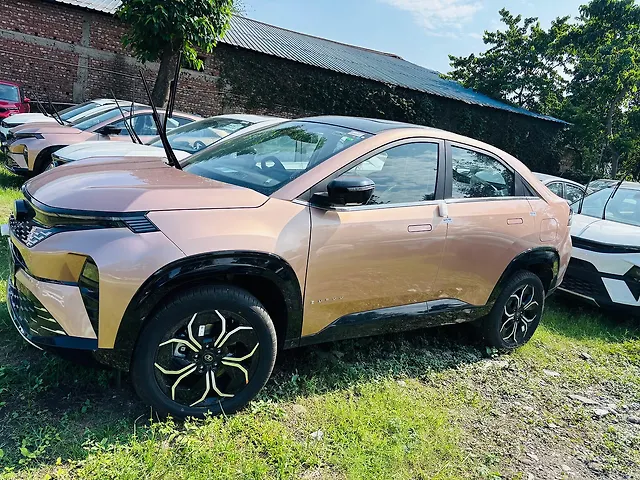 Second Hand 2025 Tata Curvv Accomplished S 1.2 Hyperion GDI Petrol 6MT ...