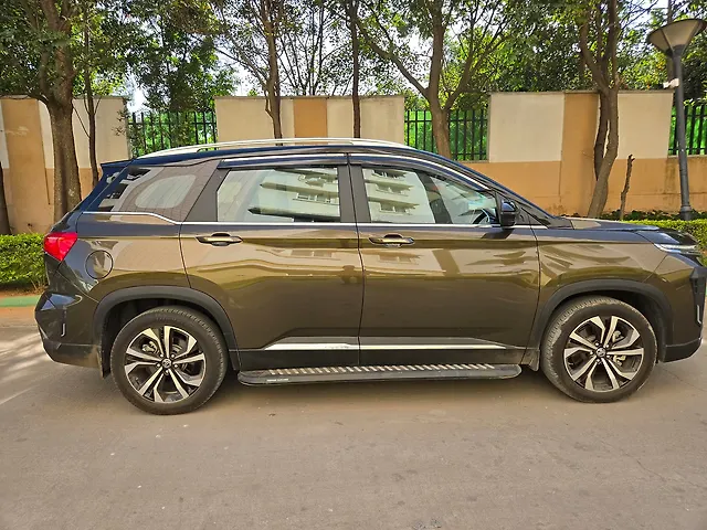 Second Hand 2023 MG Hector Plus Savvy Pro 1.5 Turbo Petrol CVT 7 STR ...