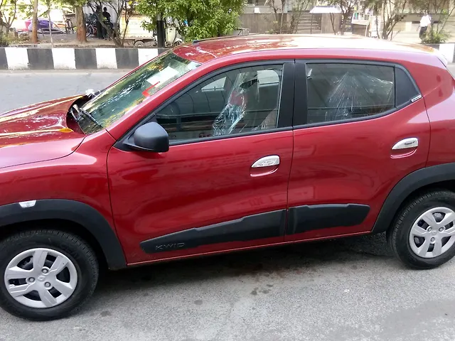 Second Hand 2016 Renault Kwid RXL for sale at Rs. 2,50,000 in Surat.