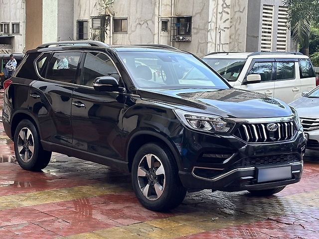 Second Hand 2019 Mahindra Alturas G4 4WD AT for sale at Rs. 19,00,000 ...
