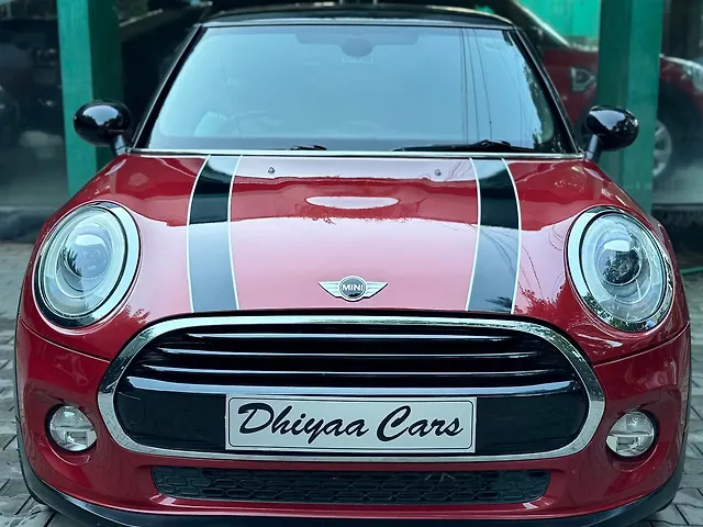 Second Hand 2018 MINI Cooper D 3 Door for sale at Rs. 19,50,000 in Chennai.