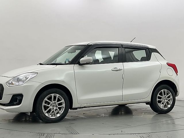 Second Hand 2019 Maruti Suzuki Swift ZXi for sale at Rs. 5,83,000 in Delhi.