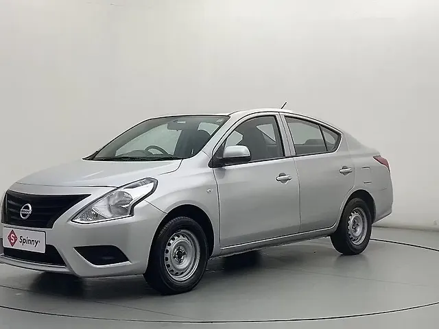 Second Hand 2017 Nissan Sunny XE D for sale at Rs. 4,08,000 in Ahmedabad.