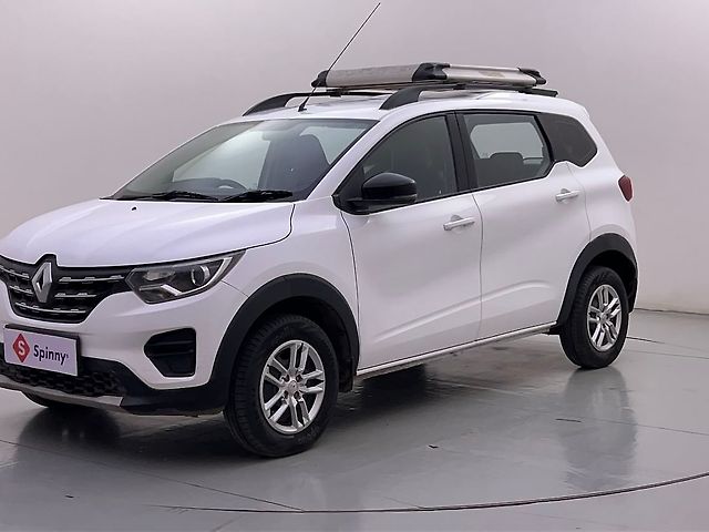 Second Hand 2022 Renault Triber RXT for sale at Rs. 6,26,000 in Bangalore.