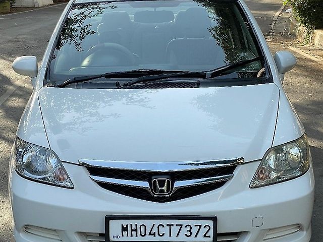 Second Hand 2006 Honda City ZX GXi for sale at Rs. 1,35,000 in Mumbai.