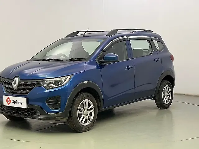 Second Hand 2022 Renault Triber RXL for sale at Rs. 5,29,000 in Kolkata.