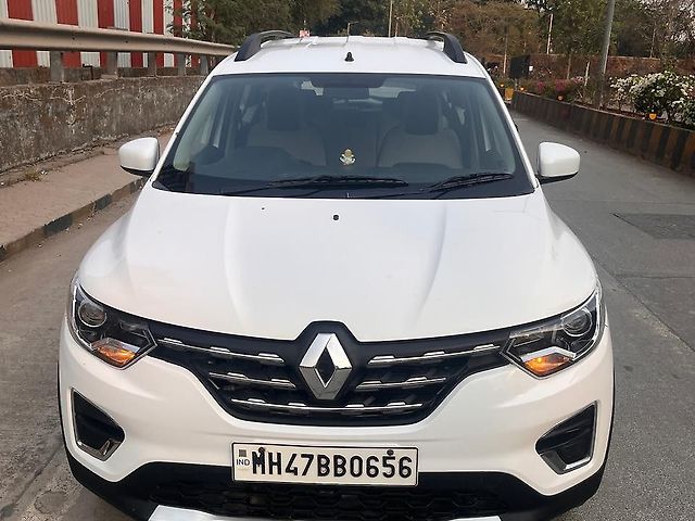 Second Hand 2021 Renault Triber RXZ for sale at Rs. 5,60,000 in Mumbai.