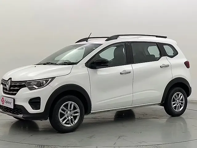 Second Hand 2022 Renault Triber RXT for sale at Rs. 5,96,000 in Gurgaon.