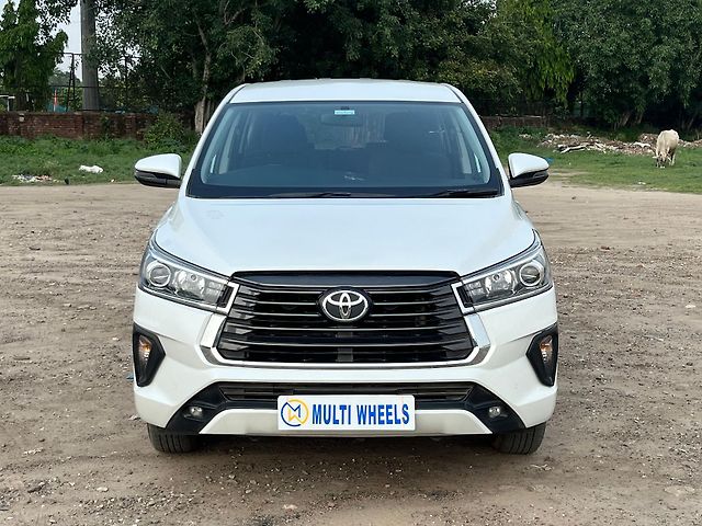 Second Hand 2022 Toyota Innova Crysta VX 2.7 7 STR for sale at Rs. 19 ...