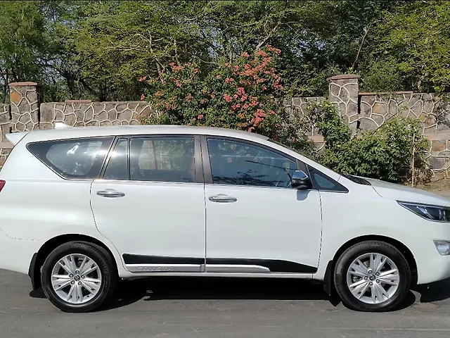 Second Hand 2017 Toyota Innova Crysta 2.8 ZX AT 7 STR for sale at Rs ...