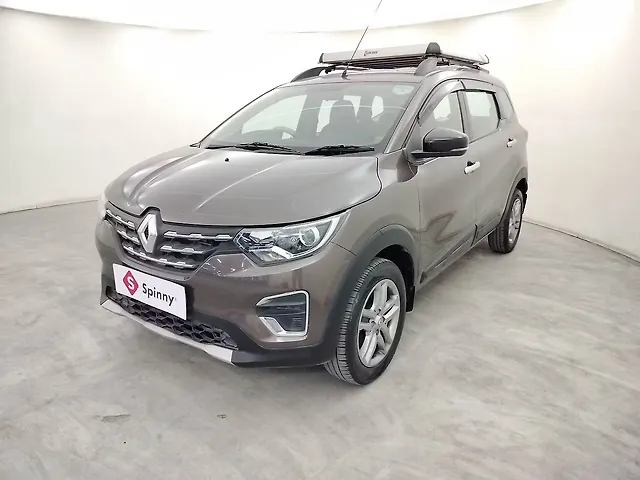 Second Hand 2022 Renault Triber RXZ for sale at Rs. 6,95,000 in Coimbatore.