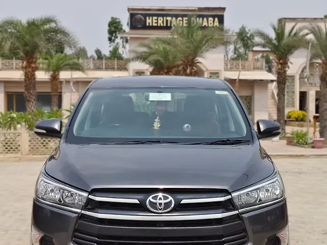 Second Hand 2017 Toyota Innova Crysta 2.4 G 8 STR for sale at Rs. 10 ...