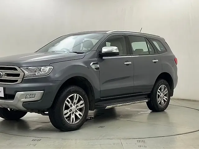 Second Hand 2017 Ford Endeavour Titanium 3.2 4x4 AT for sale at Rs. 22 ...