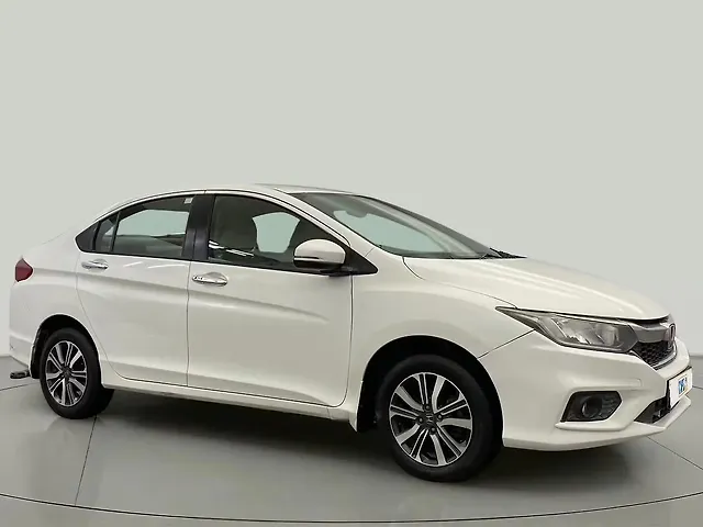 Second Hand 2018 Honda City V for sale at Rs. 6,02,700 in Noida.