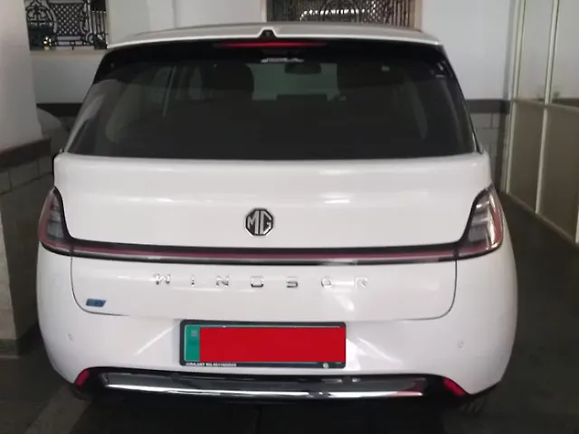 Second Hand 2025 MG Windsor EV Essence for sale at Rs. 16,50,000 in ...