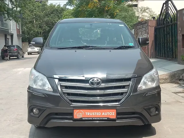 Second Hand 2015 Toyota Innova 2.5 VX 7 STR BS-IV for sale at Rs. 8 ...