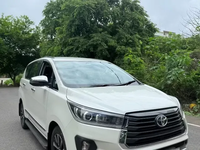 Second Hand 2021 Toyota Innova Crysta 2.4 ZX 7 STR for sale at Rs. 26 ...