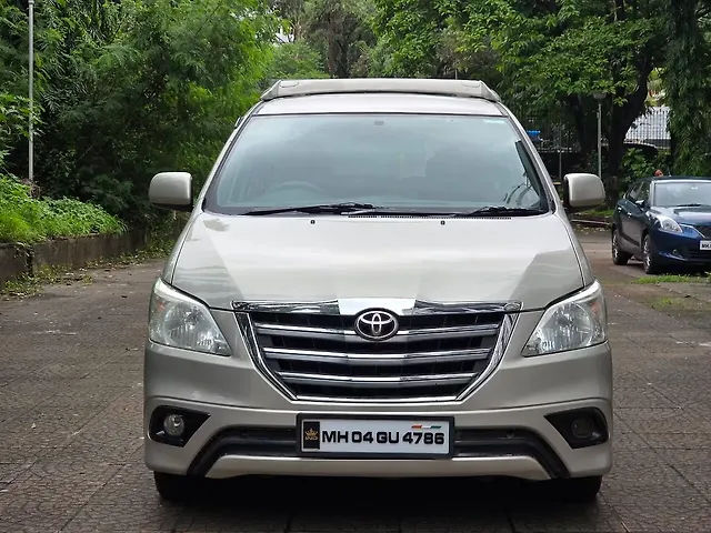 Second Hand 2015 Toyota Innova 2.5 G BS IV 8 STR for sale at Rs. 7 ...