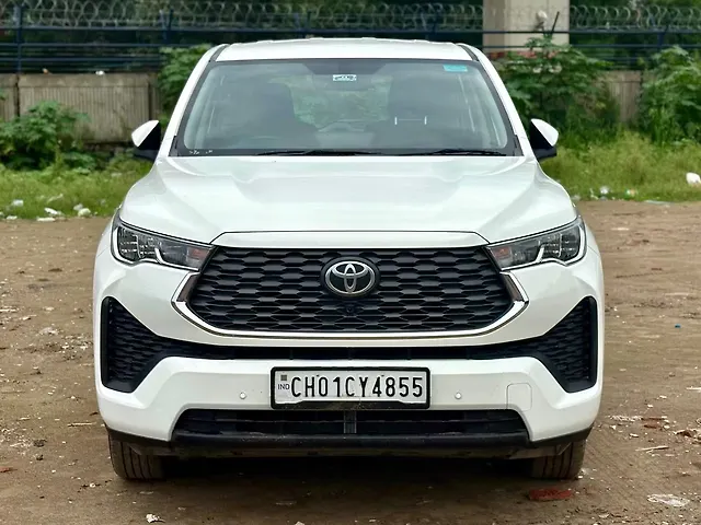 128 Second Hand Toyota Innova Hycross in India, Used Toyota Innova ...