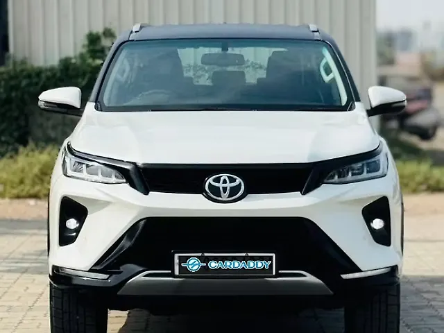 Second Hand 2021 Toyota Fortuner Legender 4X2 2WD Diesel Turbo ...