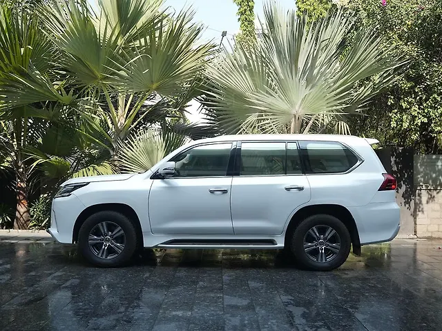 Second Hand 2021 Lexus LX 570 for sale at Rs. 1,50,00,000 in Pune.