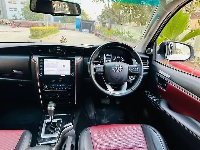 Second Hand 2021 Toyota Fortuner Legender 4X2 2WD Diesel Turbo ...