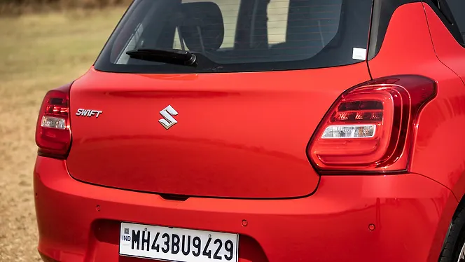 Discontinued Maruti Suzuki Swift 2021 Colours