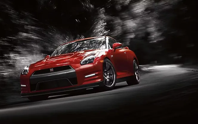 Nissan GTR - GTR Price, Specs, Images, Colours