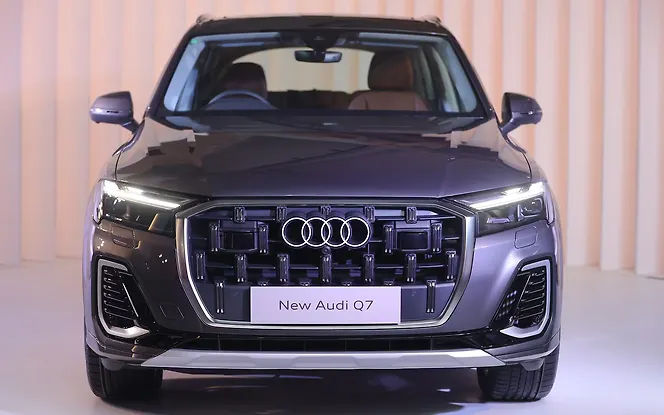Audi Q7 - Q7 Price, Specs, Images, Colours