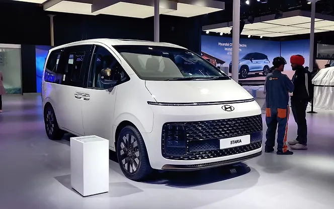 Hyundai Staria Price - Staria Launch Date & Latest Updates