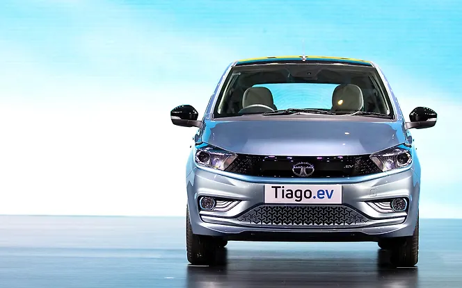 Tata Tiago EV Price, Images, Specs, Reviews, Mileage, Videos | CarTrade