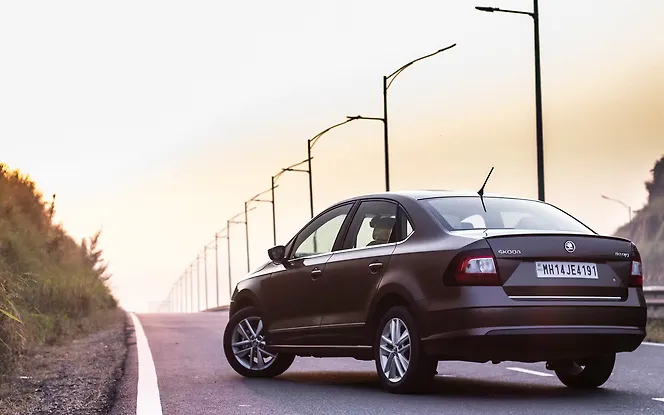 Skoda Rapid TSI - Rapid TSI Price, Specs, Images, Colours